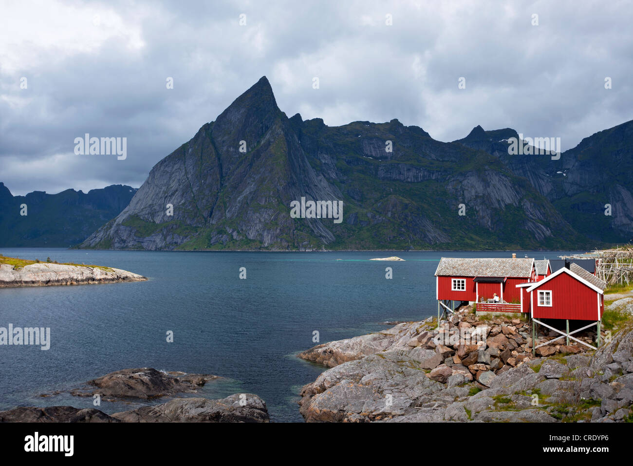 Lofoten islands red cabins hi-res stock photography and images - Alamy