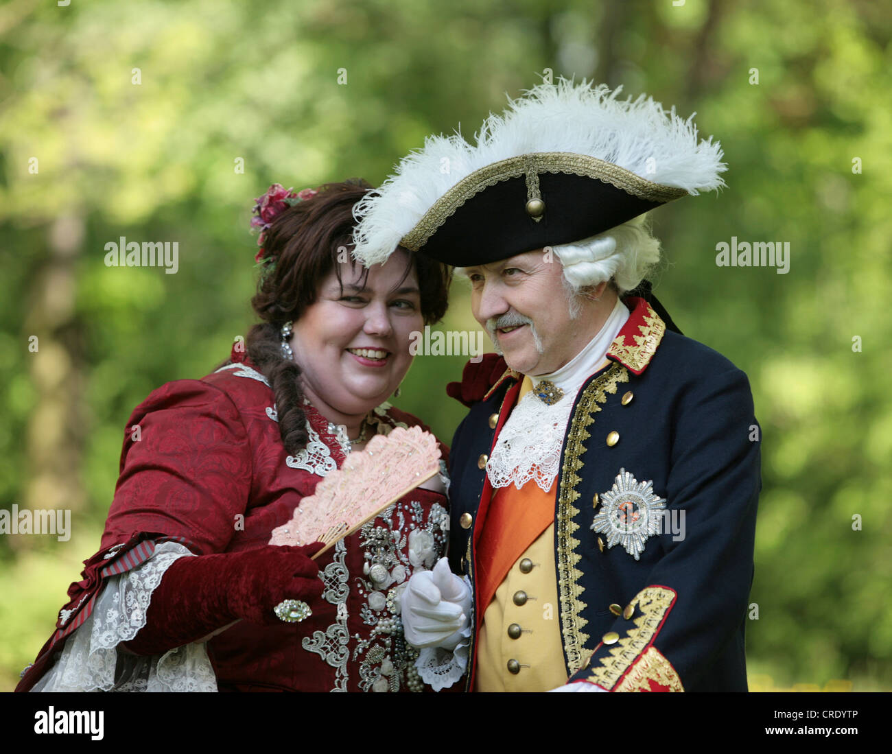 Women men in period hi-res stock photography and images - Alamy