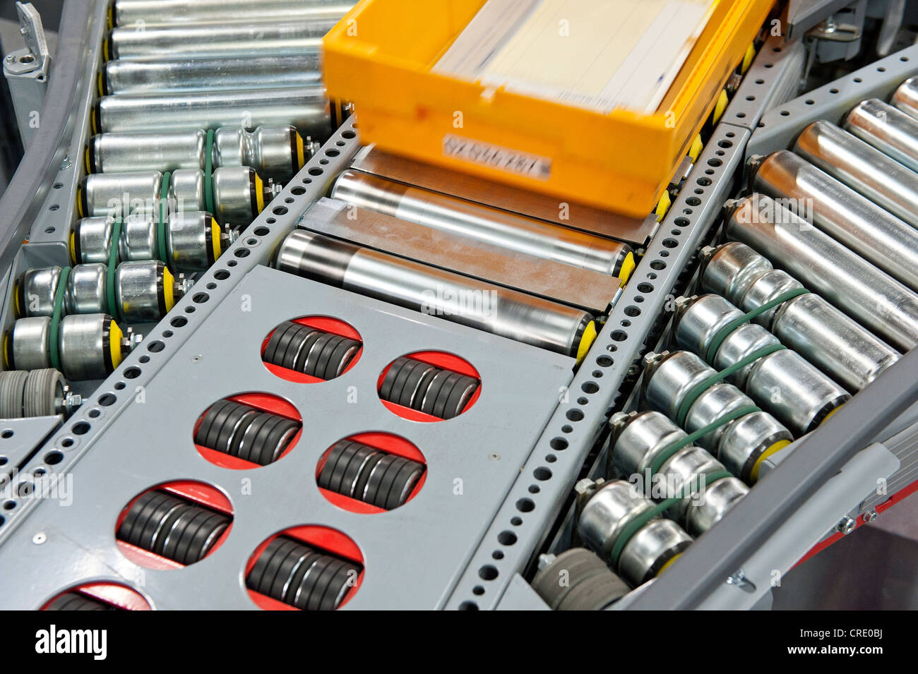 Conveyor belt conveyor belts High Resolution Stock Photography and ...