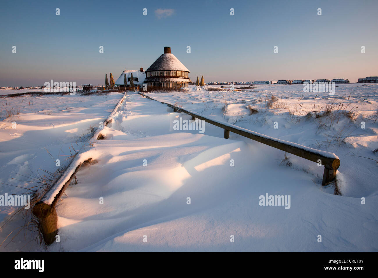 Winter atmosphere with ice and snow, Sylt island, Schleswig-Holstein ...
