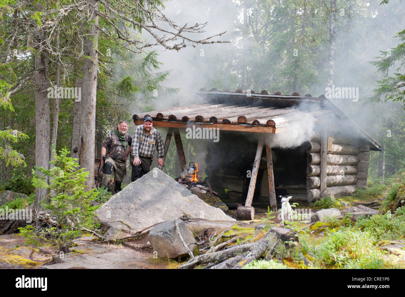 Hunters cabin hi-res stock photography and images - Alamy