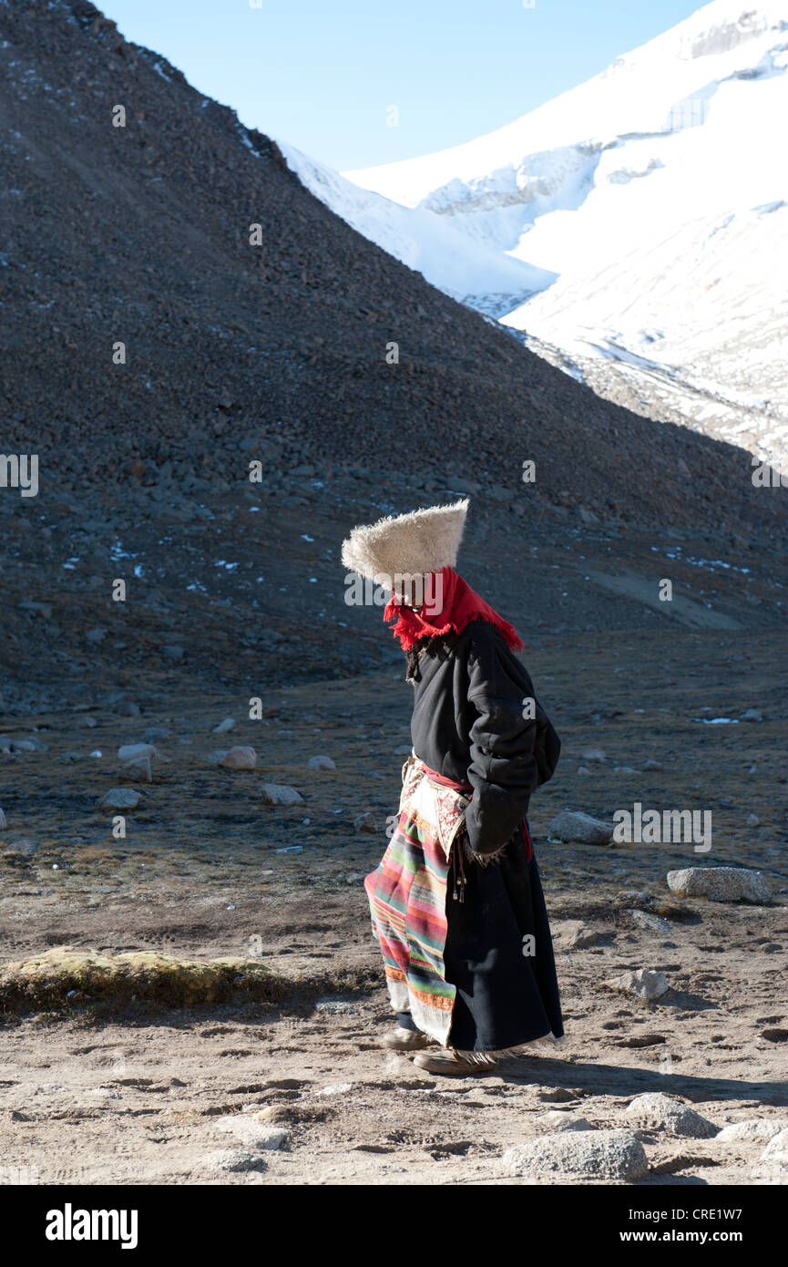 Pilgrim woman hi-res stock photography and images - Alamy