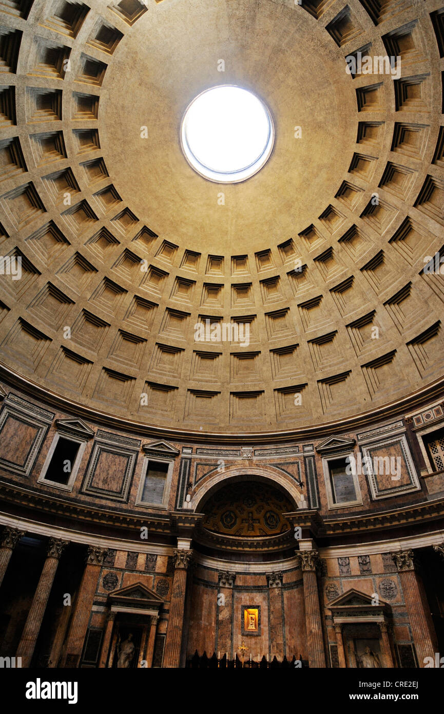 Interior view, dome of the Pantheon, UNESCO World Heritage Site, Rome ...