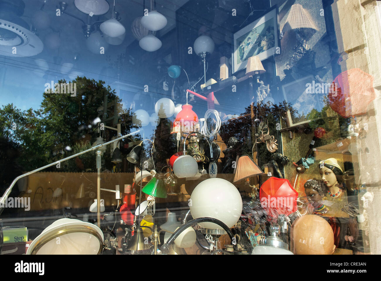 RETRO SHOP WINDOW Stock Photo - Alamy