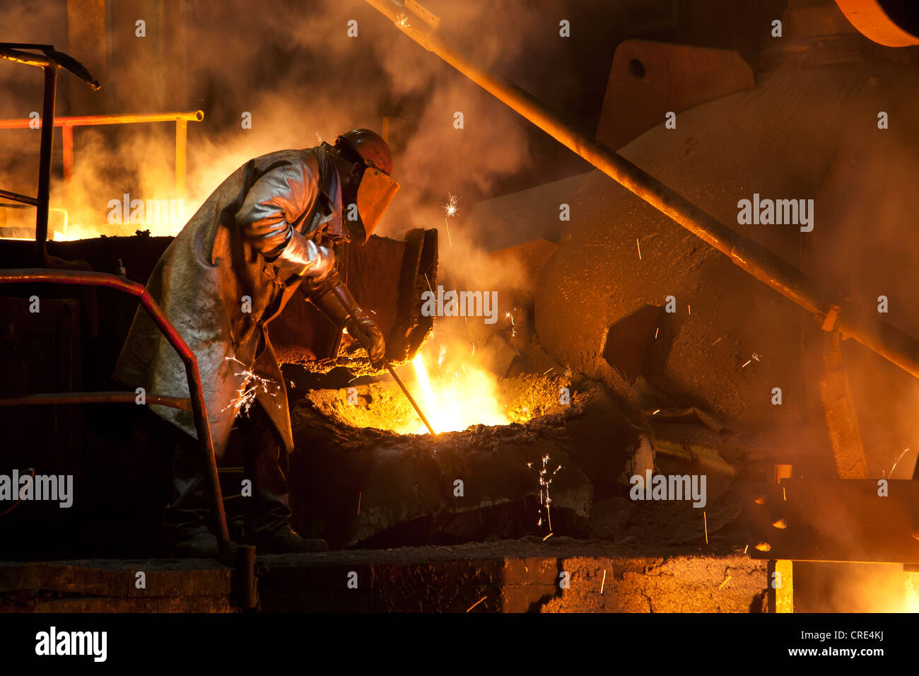 Slagging hi-res stock photography and images - Alamy
