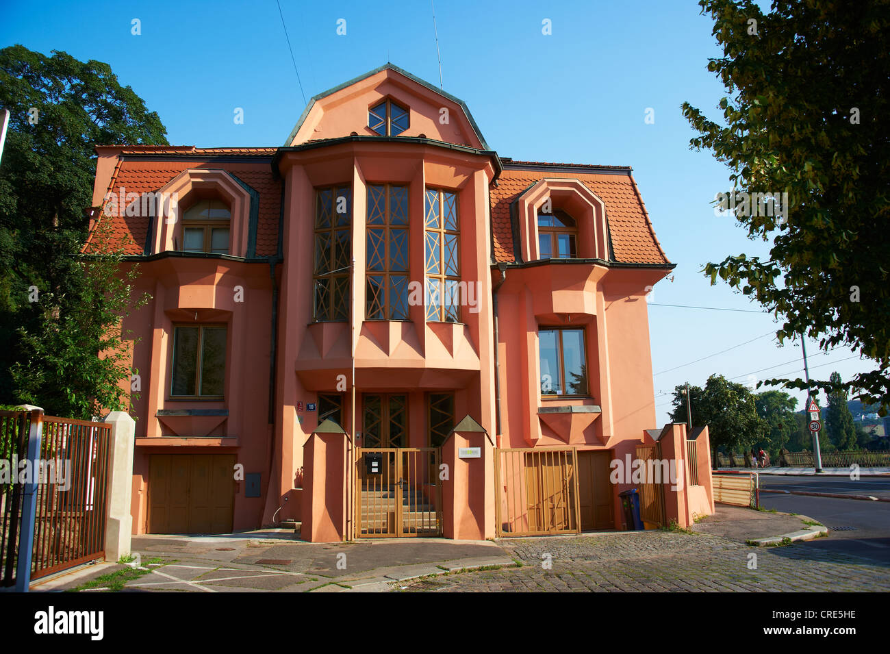 Kubisticky dum hi-res stock photography and images - Alamy