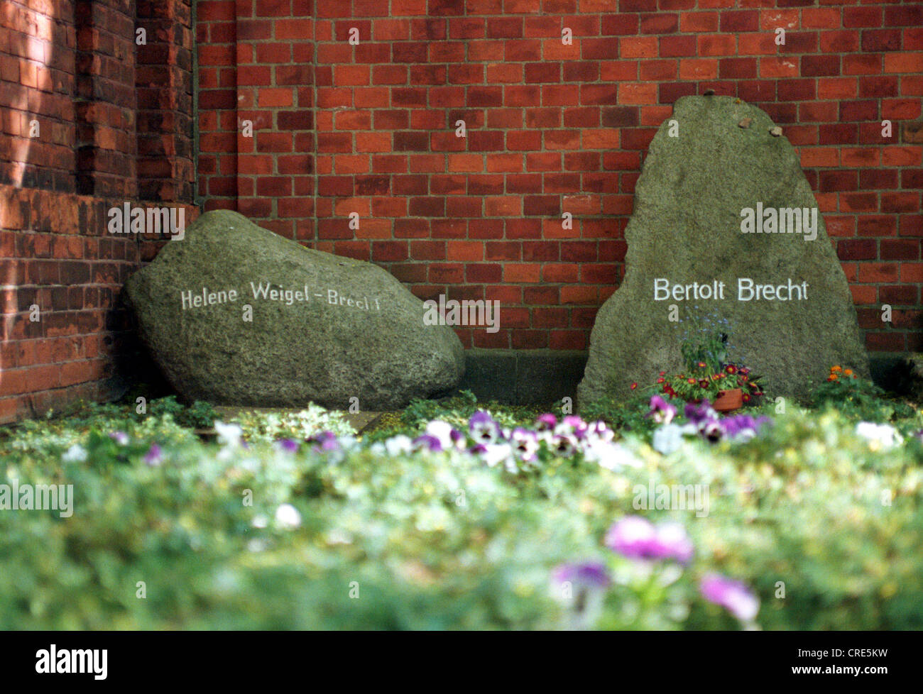 Grave of Bertolt Brecht and his wife Helene Weigel, Brecht, Berlin ...