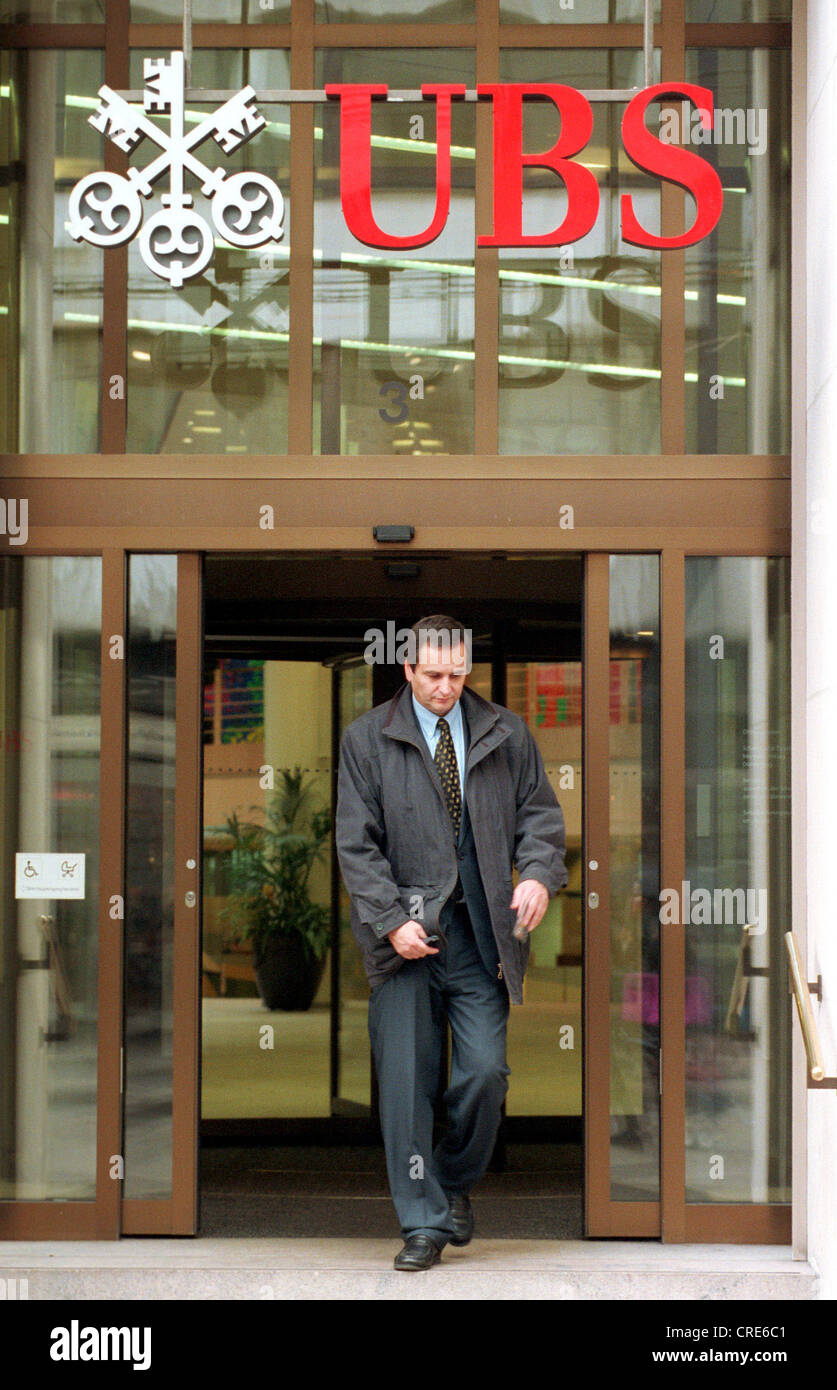 Swiss bank customer hi-res stock photography and images - Alamy