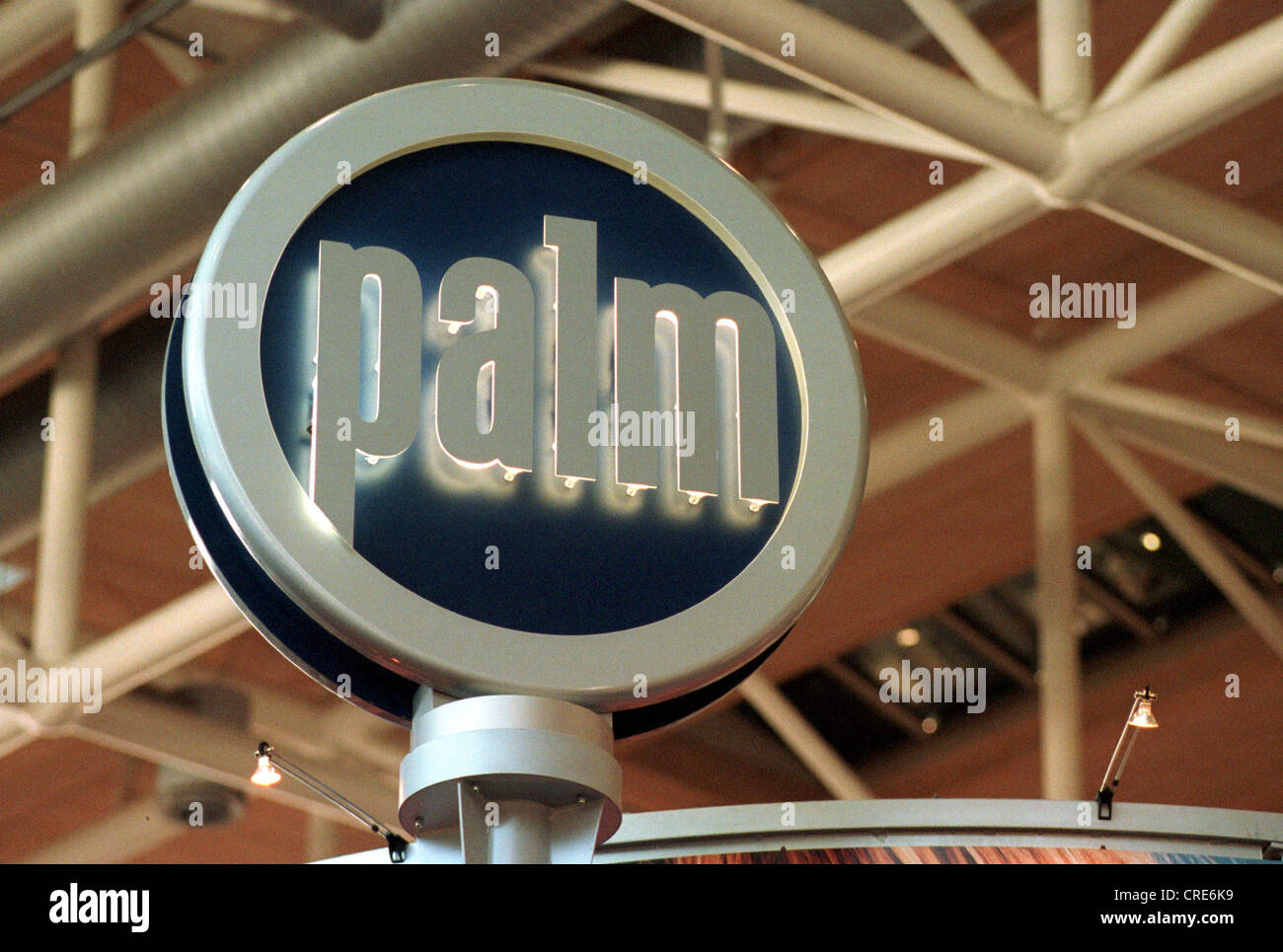 Palm logo hi-res stock photography and images - Alamy