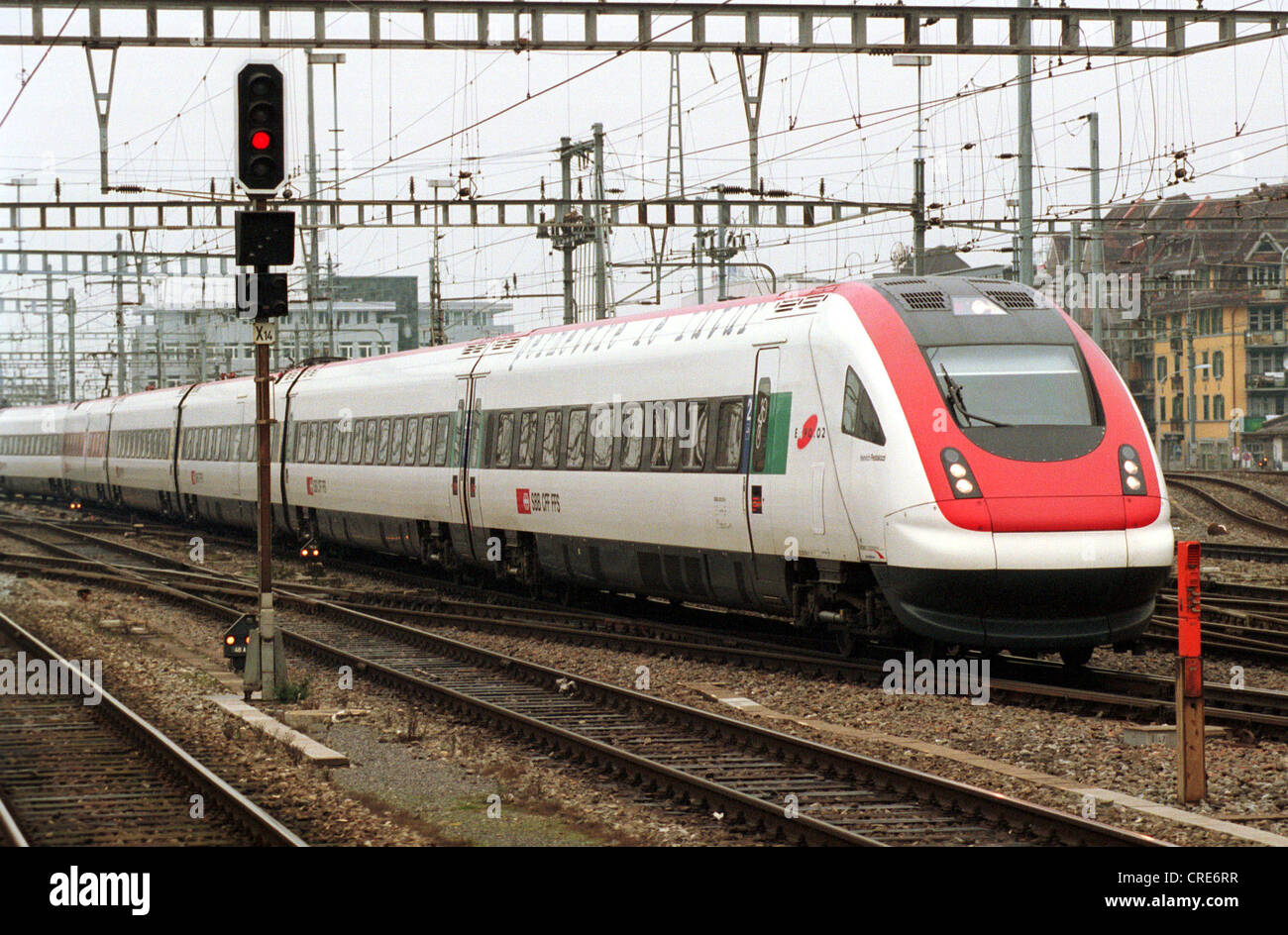 Retracting Train High Resolution Stock Photography and Images - Alamy