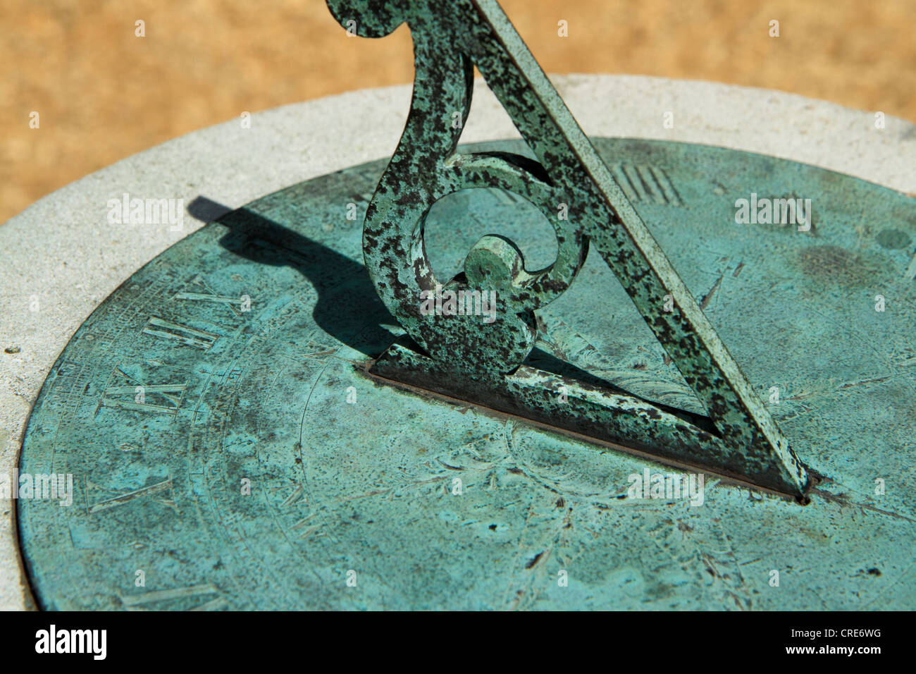 Sundial dial house hi-res stock photography and images - Alamy