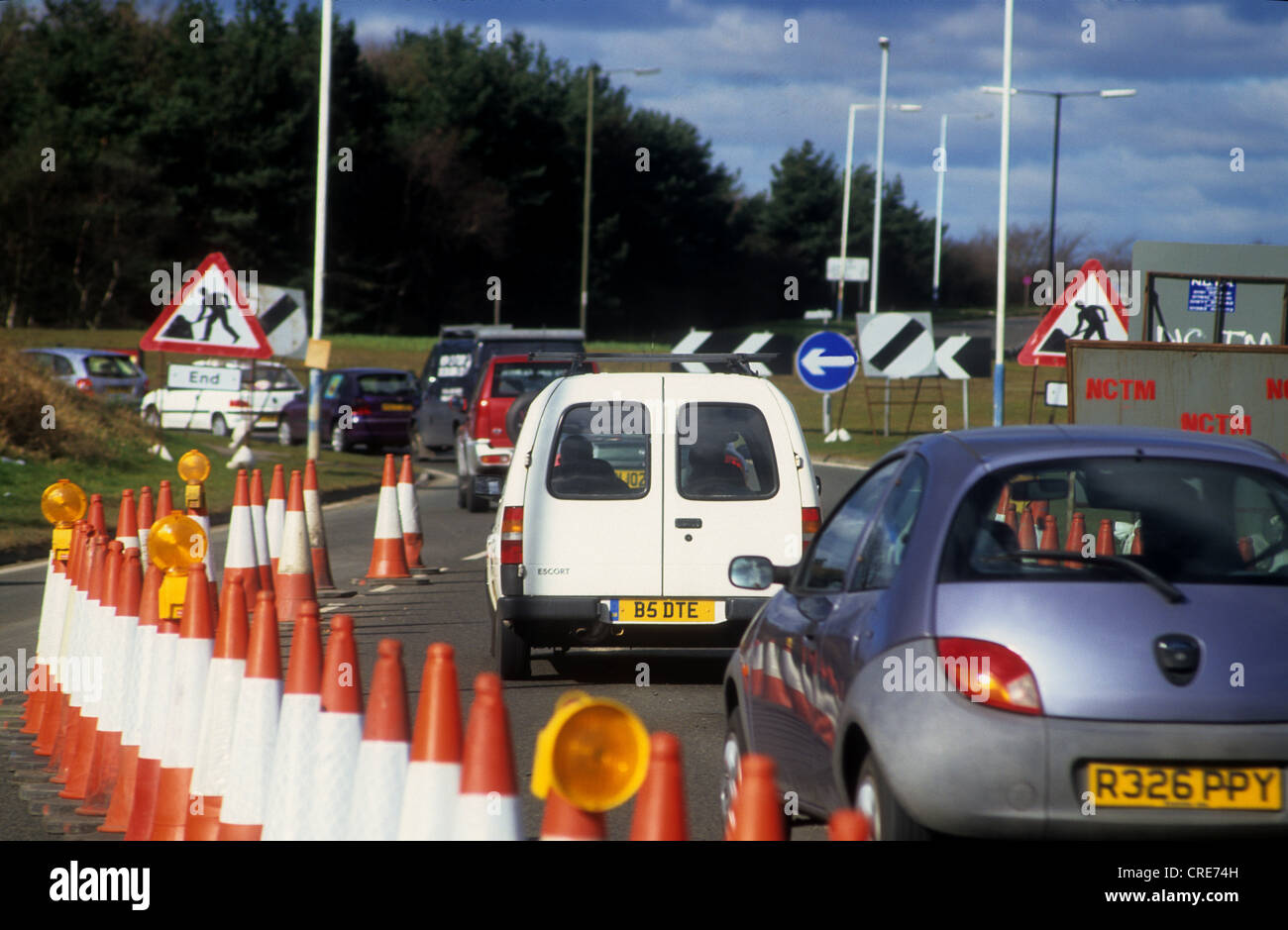 Contraflow system hi-res stock photography and images - Alamy