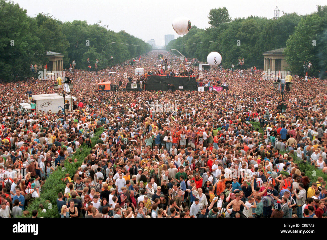 Love parade aerial hi-res stock photography and images - Alamy