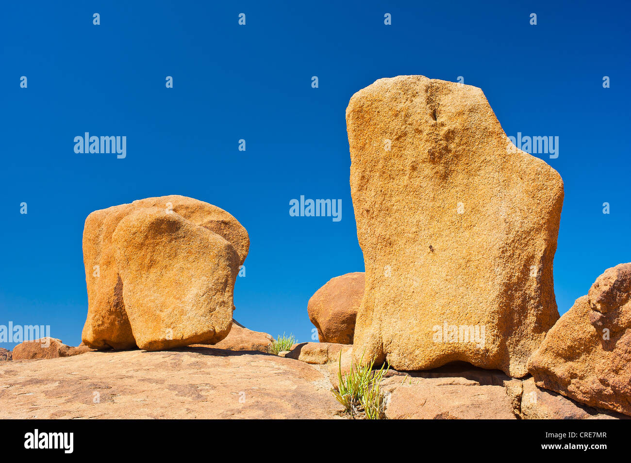 Large granite boulders on a rock ledge, Anti-Atlas Mountains, southern ...