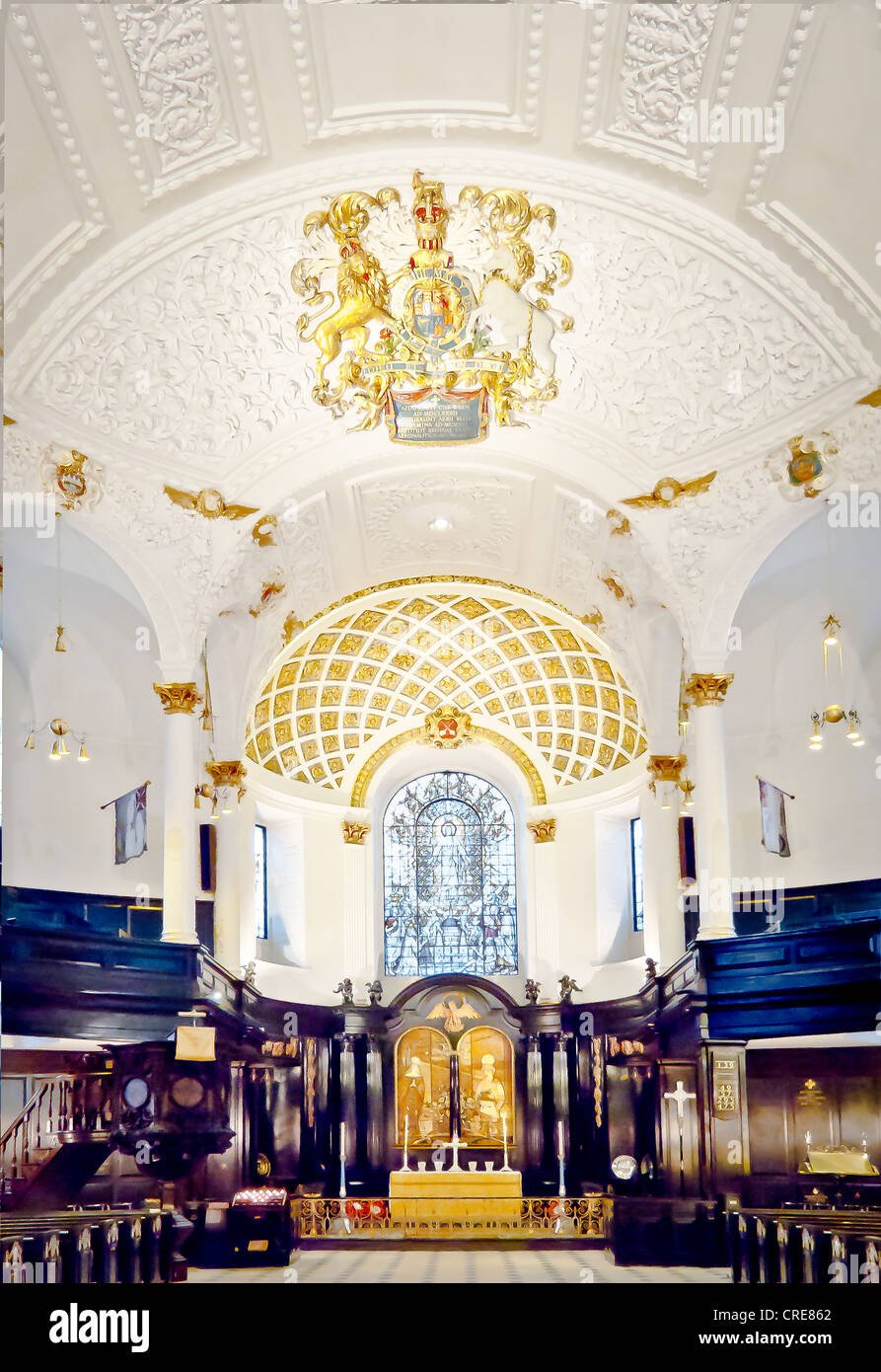 Interior view of St Clement Dane church built 1682 by Sir Christopher ...