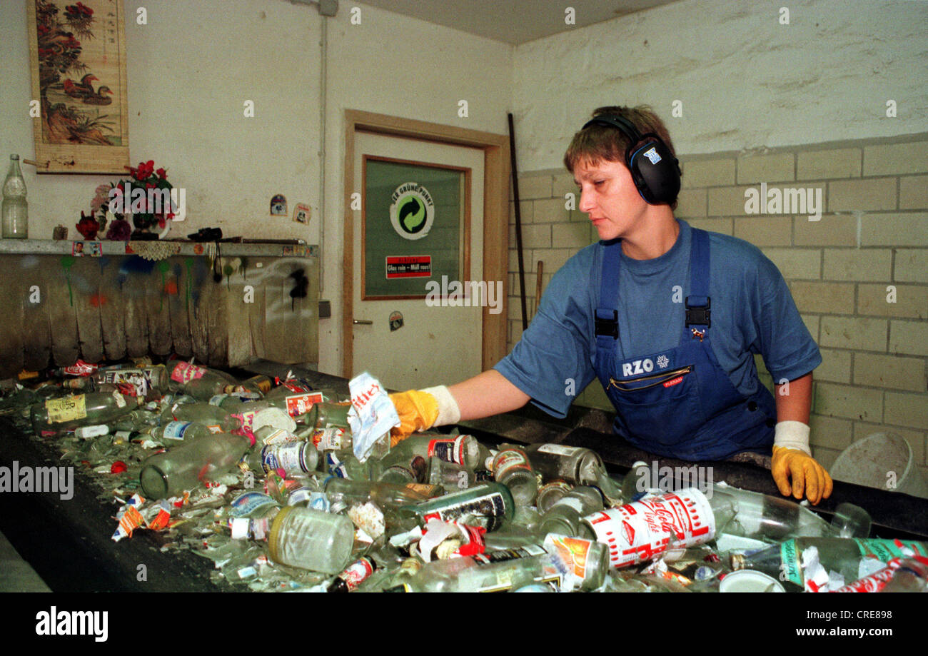 Recycling woman german hi-res stock photography and images - Alamy