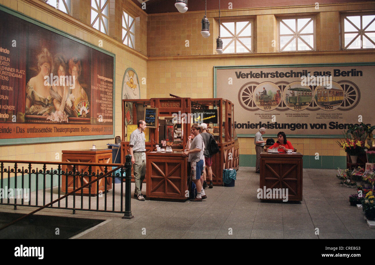 Germany station kiosk hi-res stock photography and images - Alamy