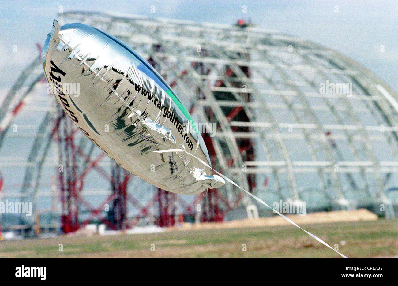 Hangar cargolifter hi-res stock photography and images - Alamy