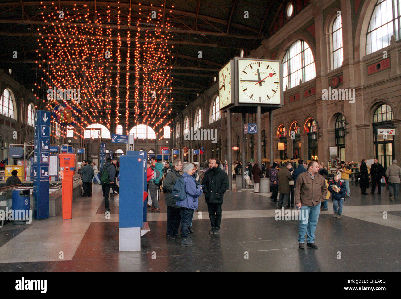 Hauptbahnhof Zurich, Switzerland Stock Photo - Alamy