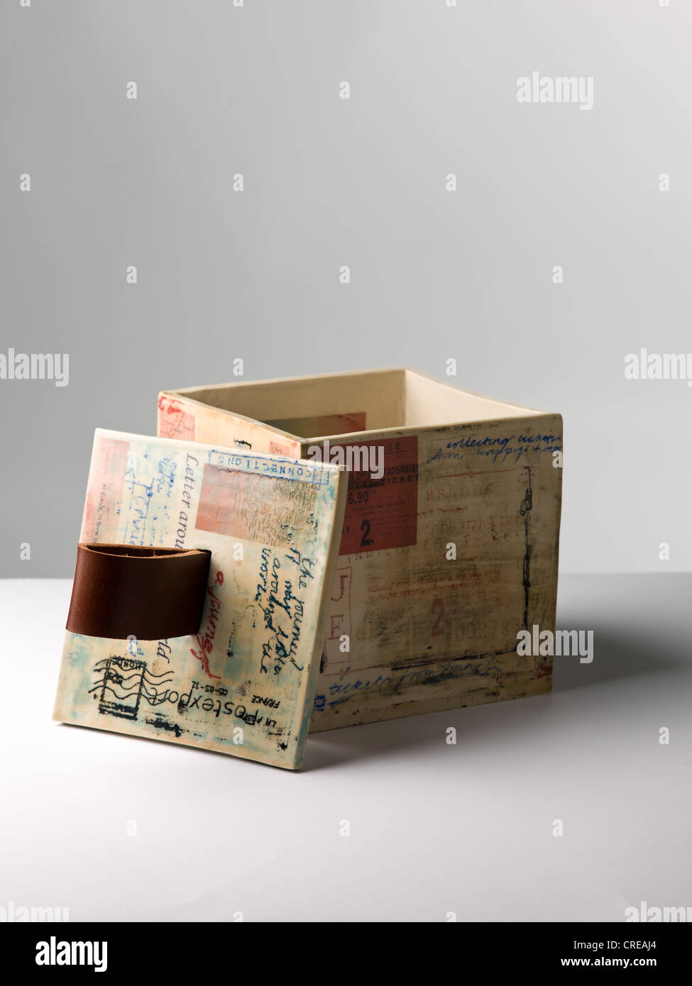 Storage cube hi-res stock photography and images - Alamy