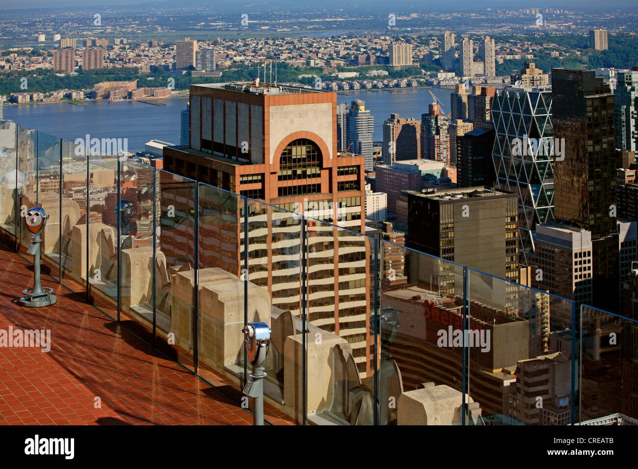Rockefeller rooftop sightseeing hi-res stock photography and images - Alamy