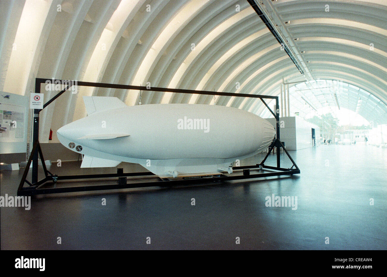 Cargolifter hi-res stock photography and images - Alamy