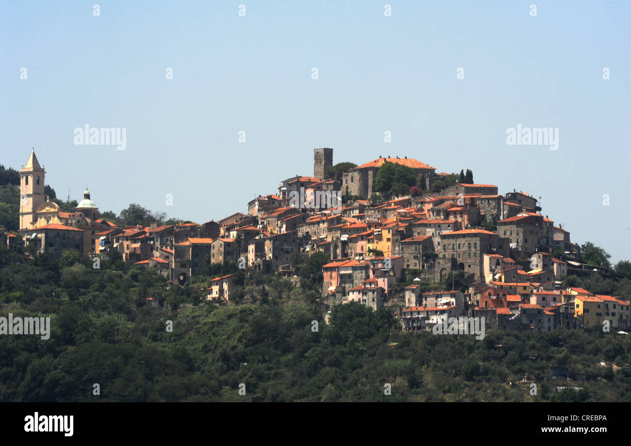 The village of Vezzano Ligure, Italy Stock Photo - Alamy