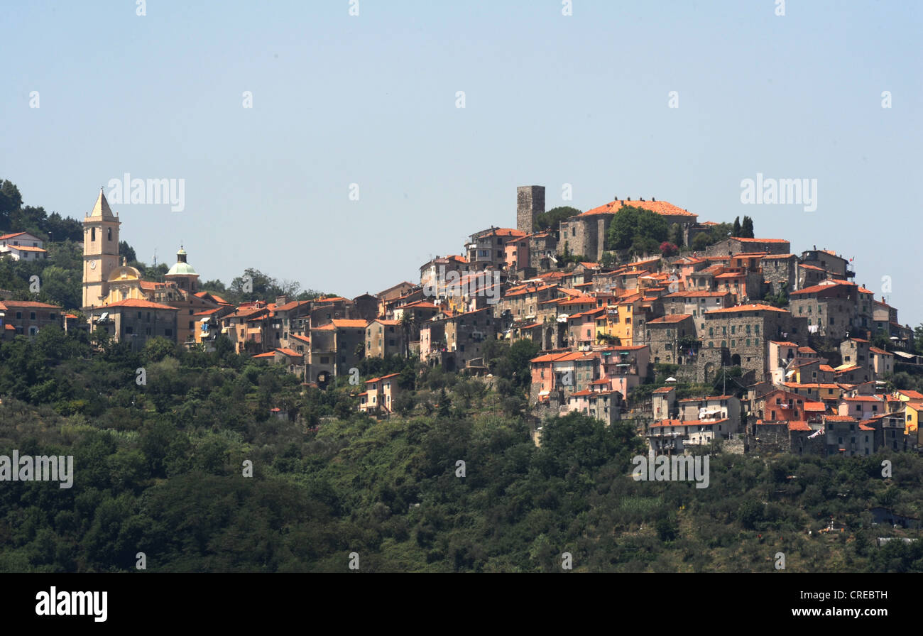 The village of Vezzano Ligure, Italy Stock Photo - Alamy