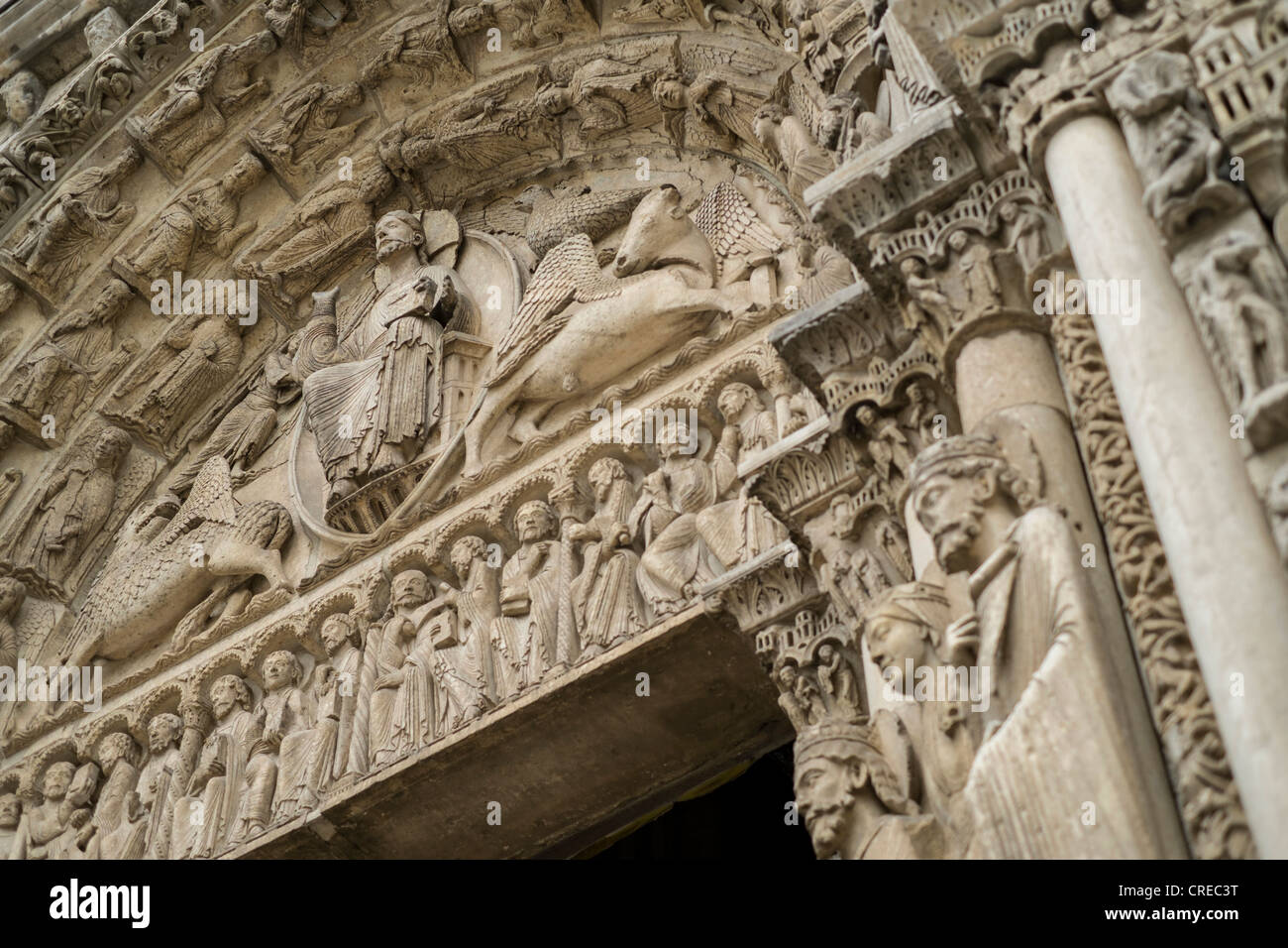 Royal portal chartres hi-res stock photography and images - Alamy