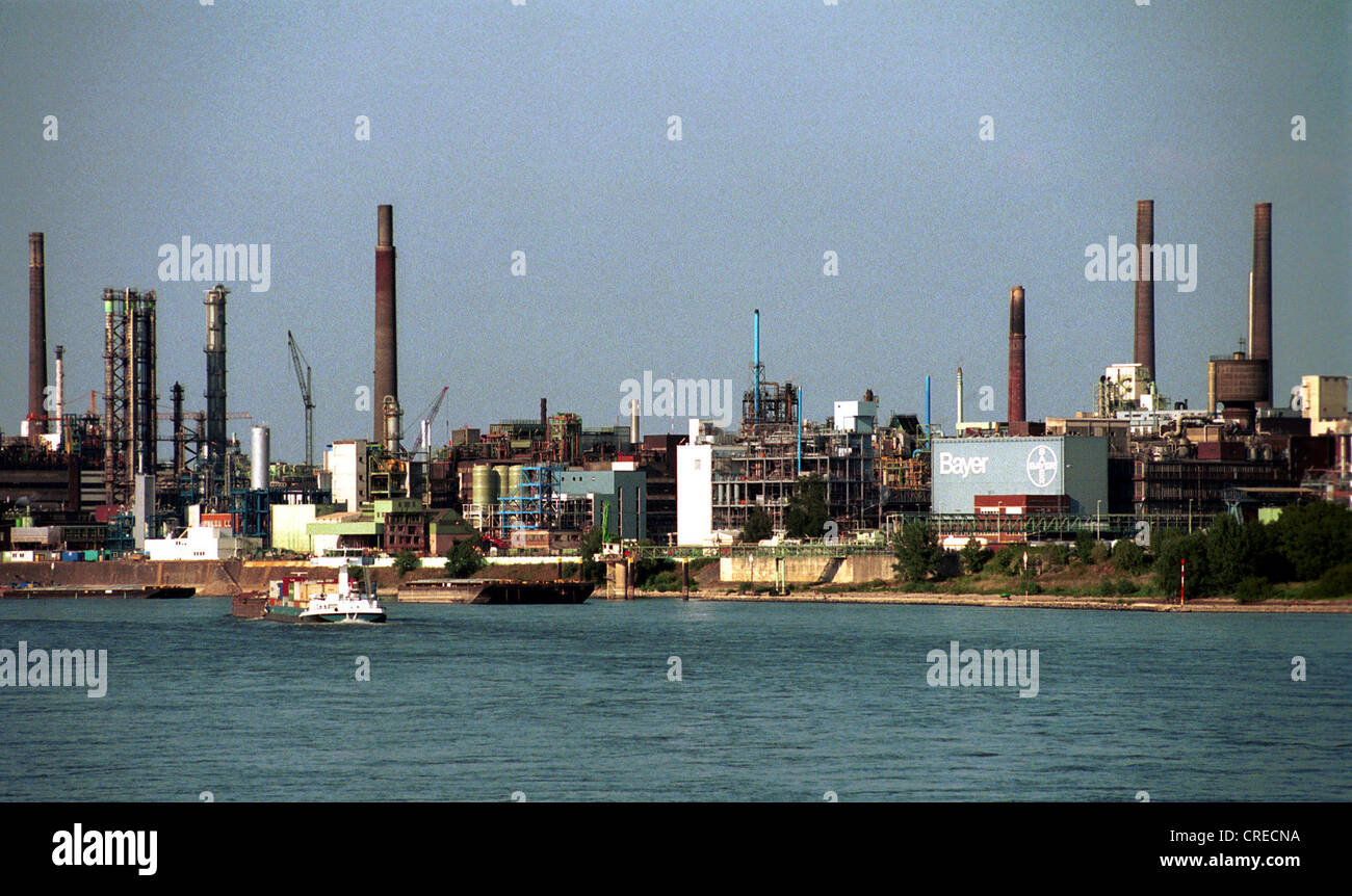 Bayer chemical factory leverkusen hi-res stock photography and images ...