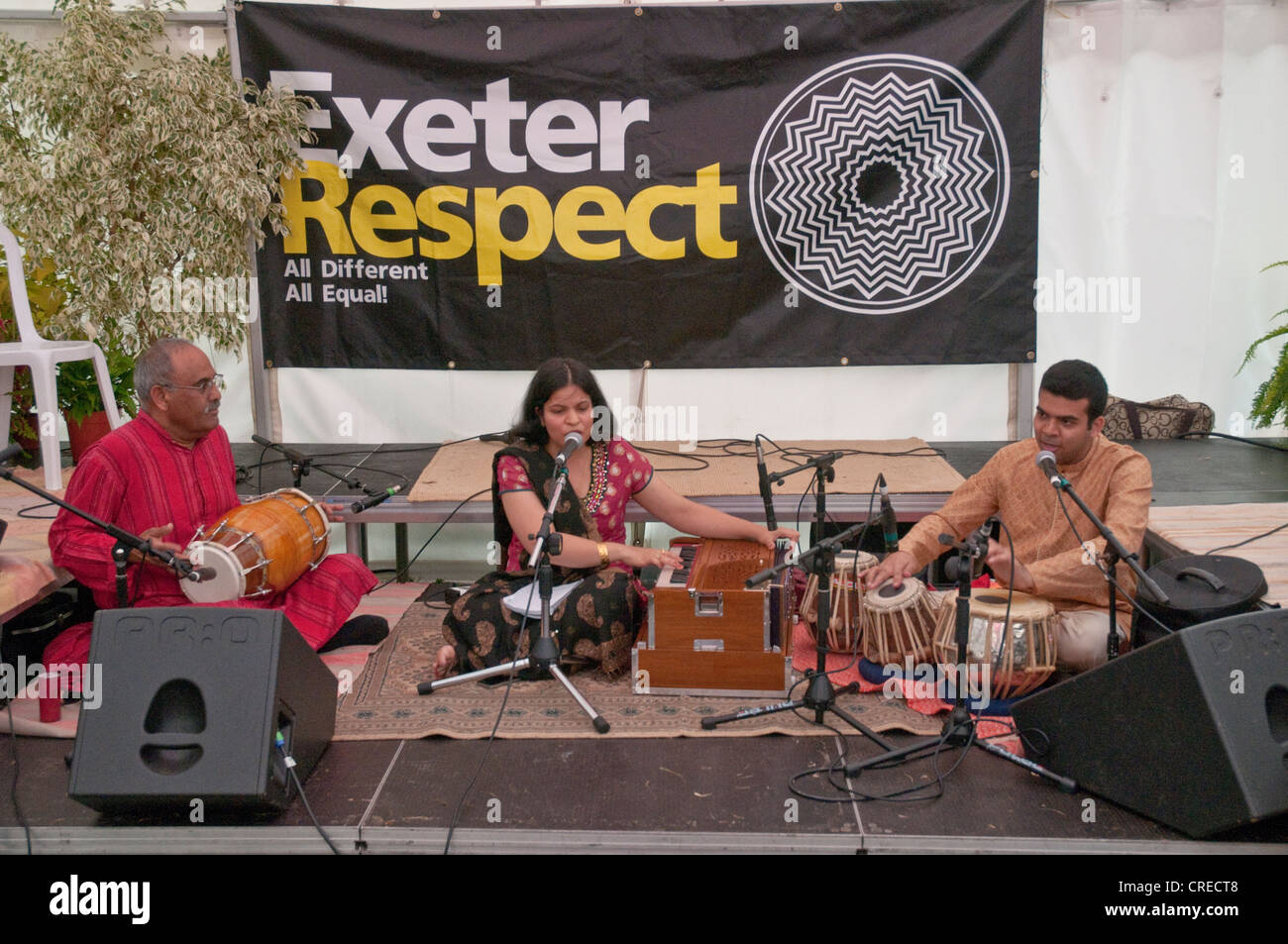 Classical Indian singer, Pooja Angra, performing live in the Acoustic ...