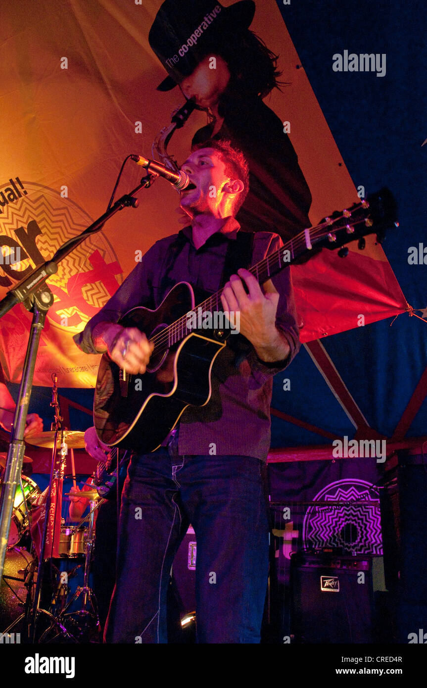 Devon based band hi-res stock photography and images - Alamy