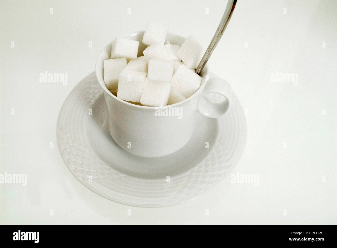 lump sugar in coffee cup Stock Photo - Alamy