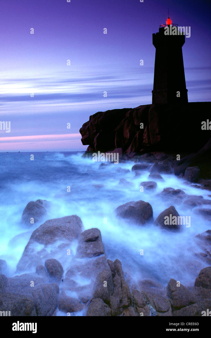 Cote de Granite Rose lighthouse, France, Brittany Stock Photo - Alamy