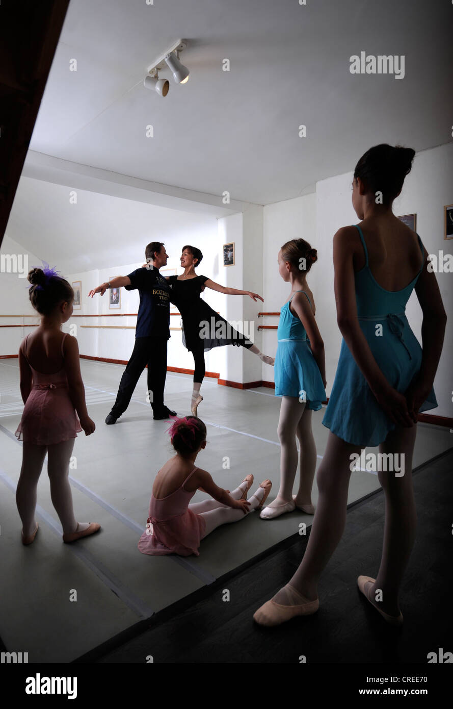 Russian school girls hi-res stock photography and images - Alamy