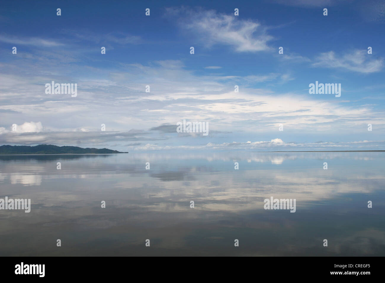 River sambú panama hi-res stock photography and images - Alamy