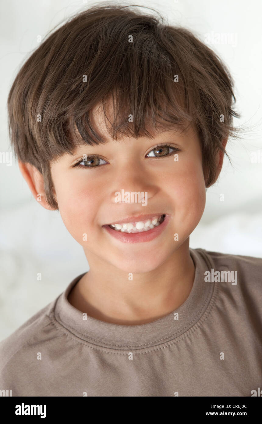 Close up of boys smiling face Stock Photo - Alamy