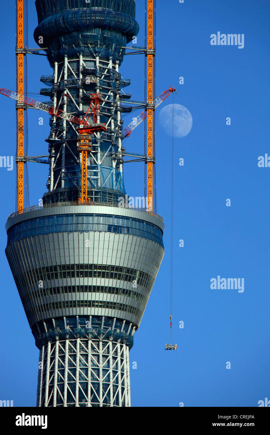 Tokyo Skytree under construction in December 2010 Stock Photo - Alamy