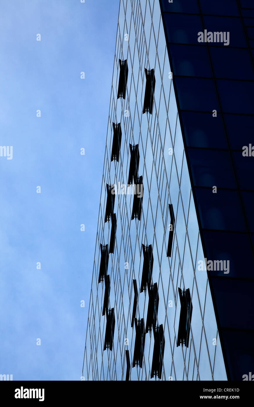 Building with open windows hi-res stock photography and images - Alamy