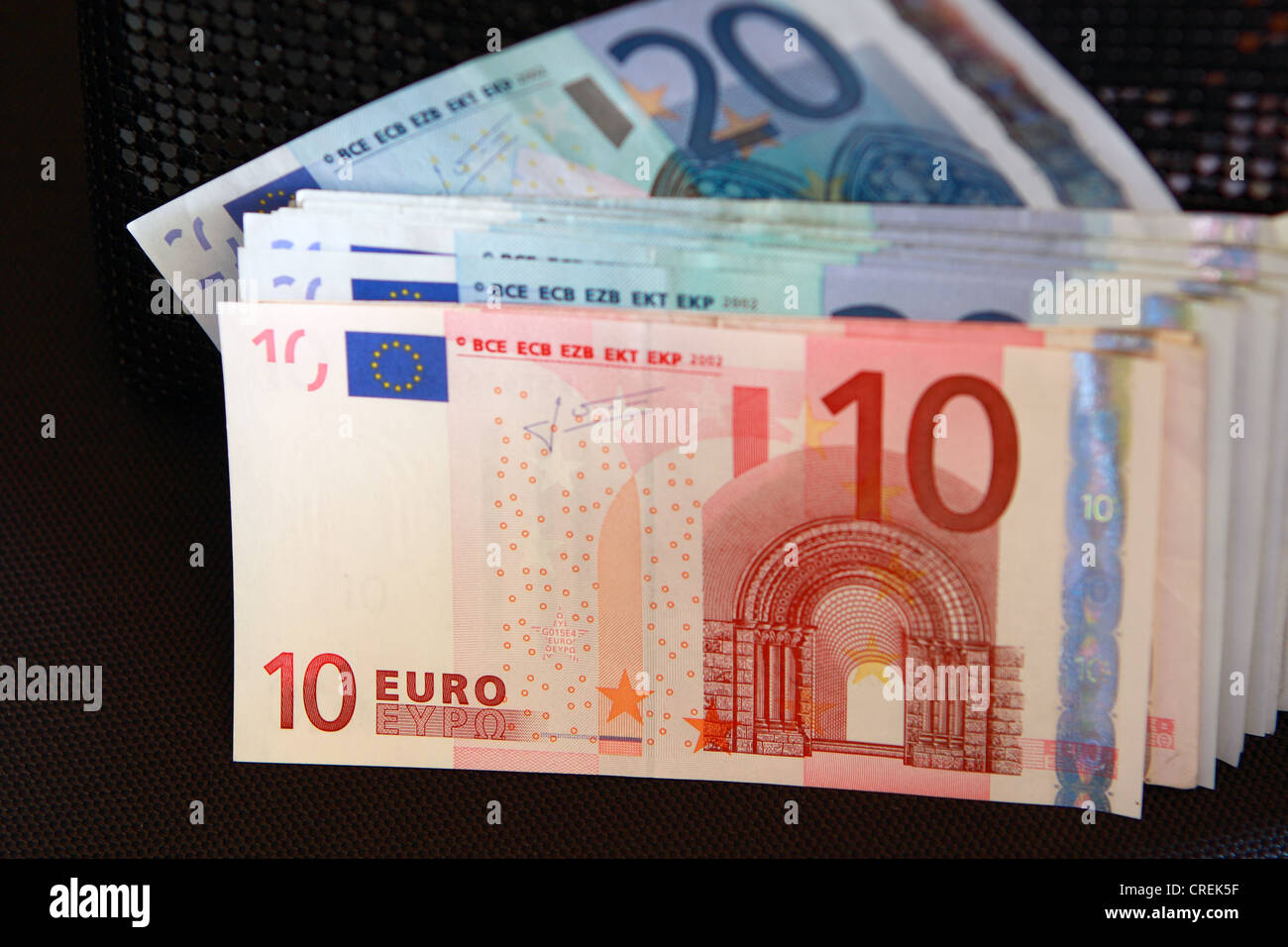 Euros notes hi-res stock photography and images - Alamy