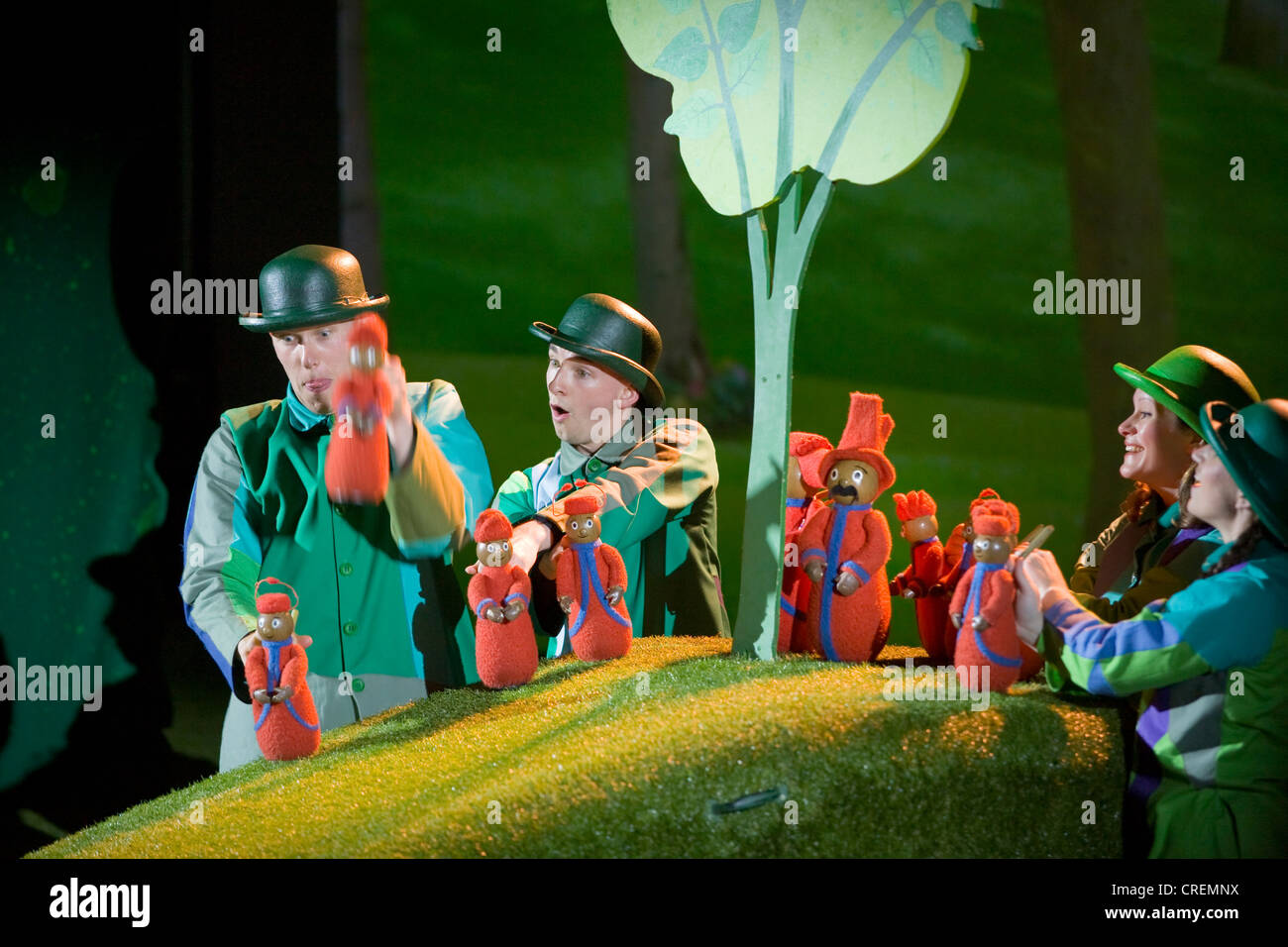 Pontipine / Pontipines and actors actors / In The Night Garden ...