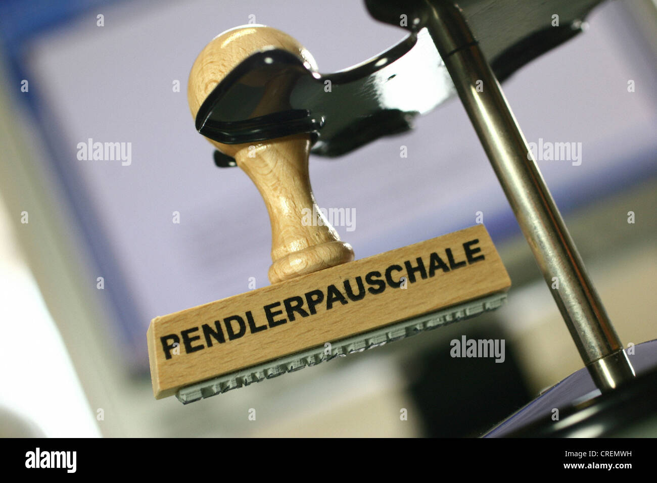 Commuter lump sum hi-res stock photography and images - Alamy