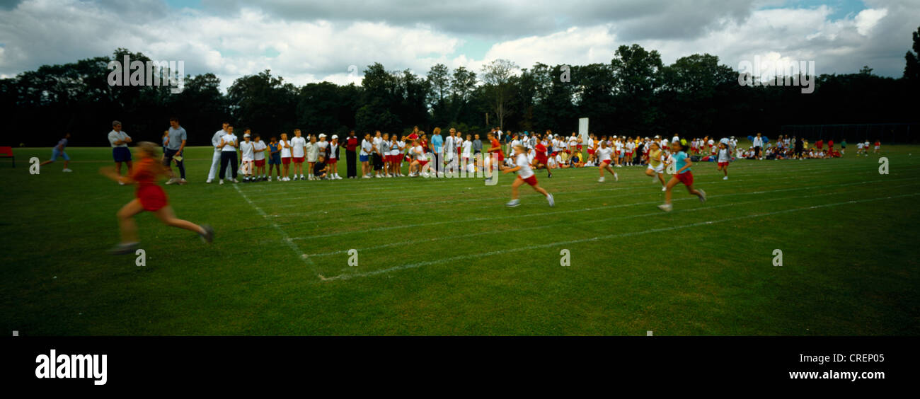 Sports Day 10 Year Olds Stock Photo - Alamy