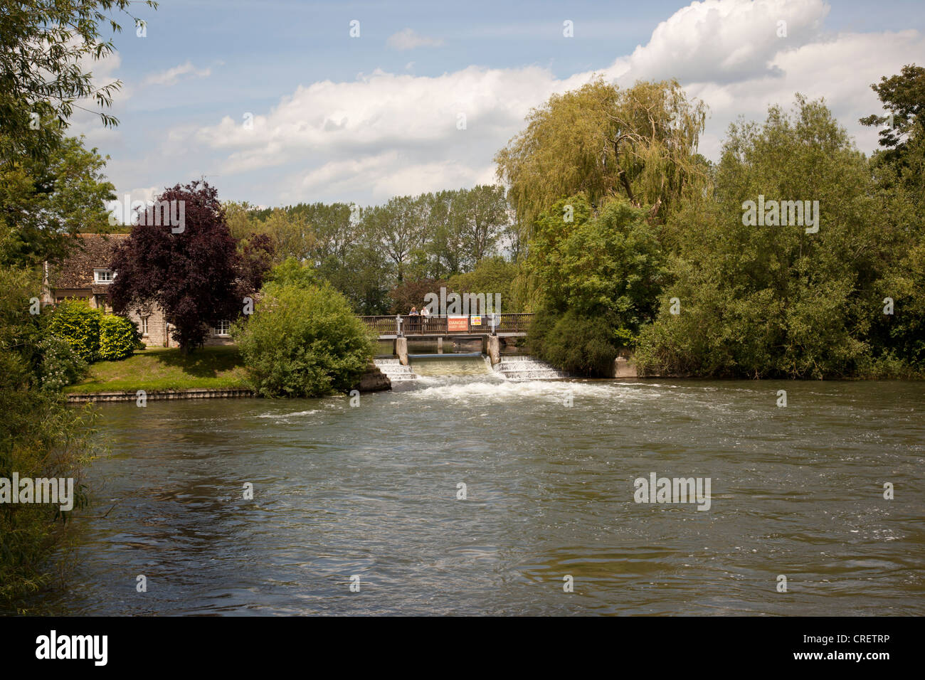 Buscot Weir on the River Thames, Oxfordshire, England Stock Photo - Alamy