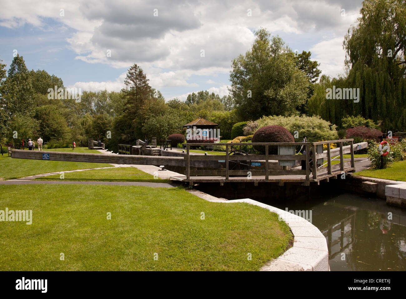 Buscot Lock on the River Thames, Oxfordshire, England. UK Stock Photo ...
