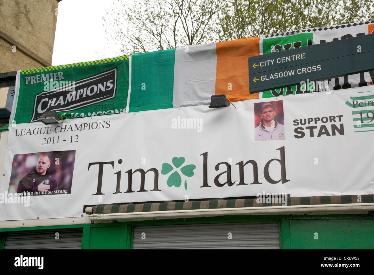tim land celtic supporters merchandise shop in gallowgate in the east ...