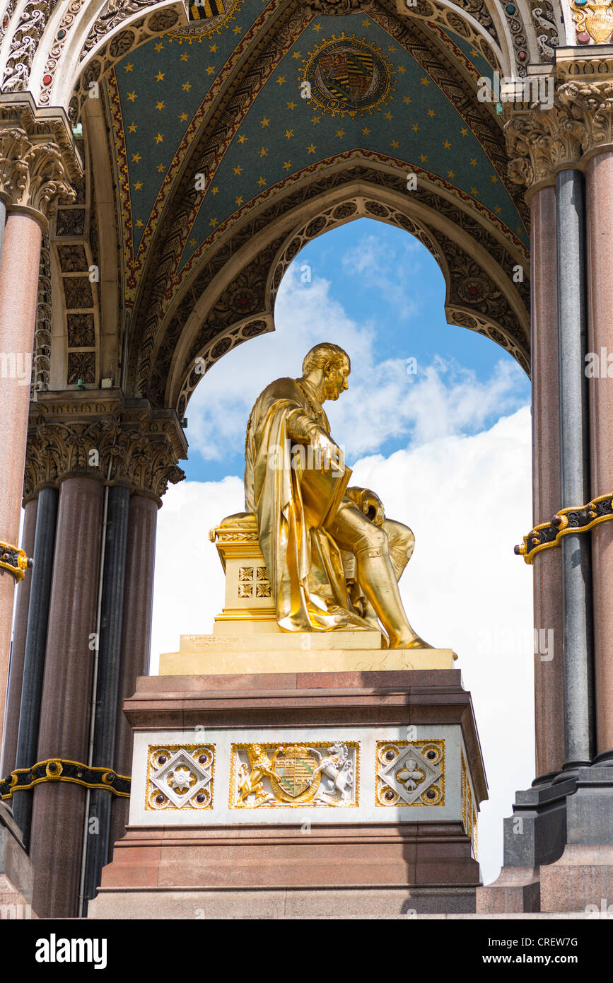 Central golden figure of Prince Albert at the Albert Memorial, London ...