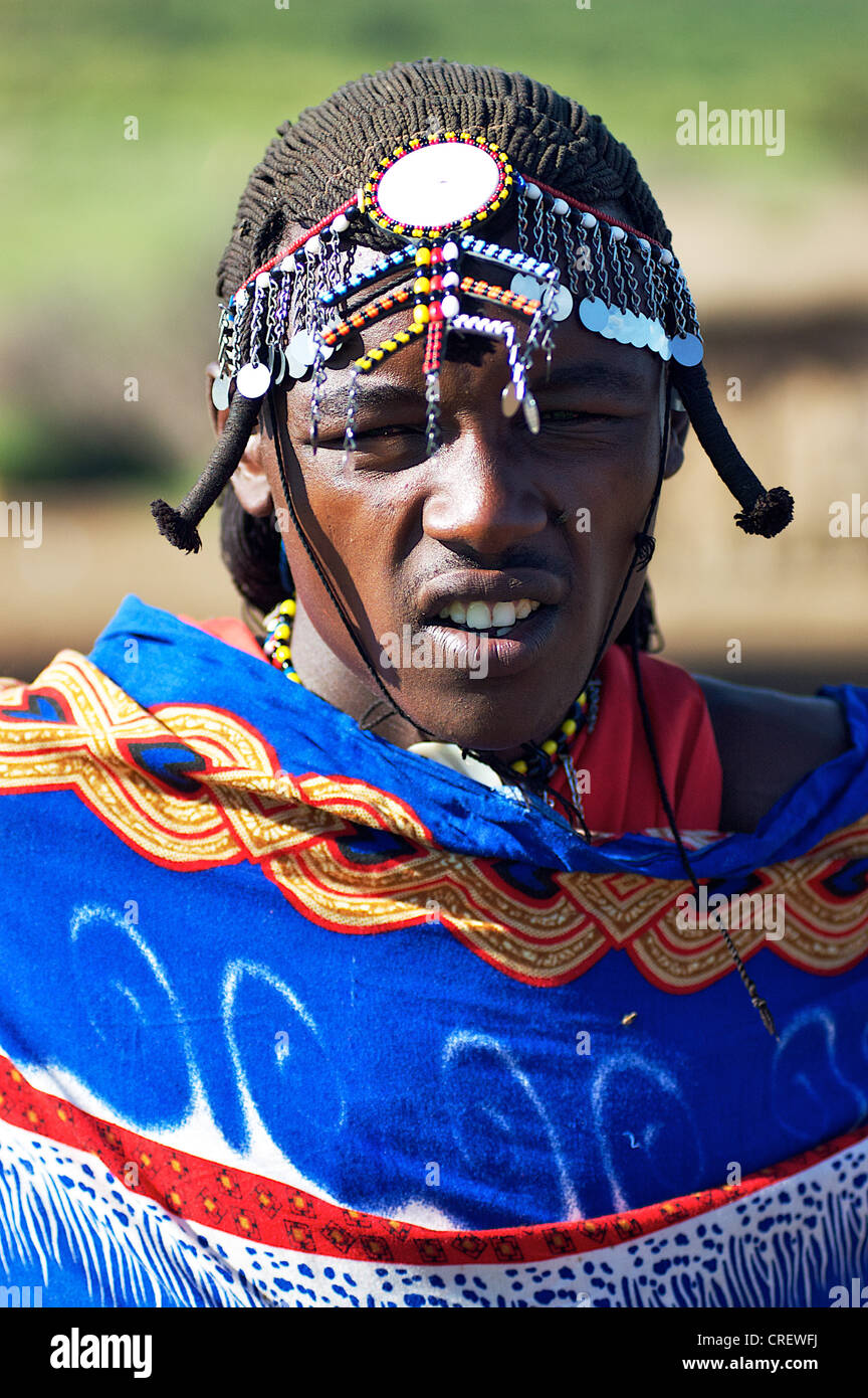 Portrait of a young Kenyan man. Masai Mara, Kenya Stock Photo - Alamy