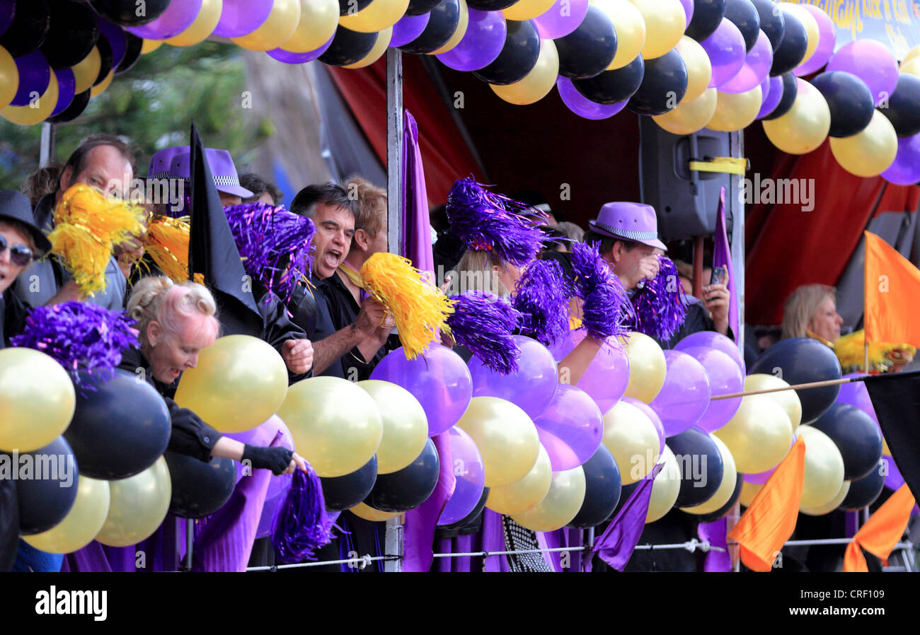 Rock n roll dancers hi-res stock photography and images - Alamy