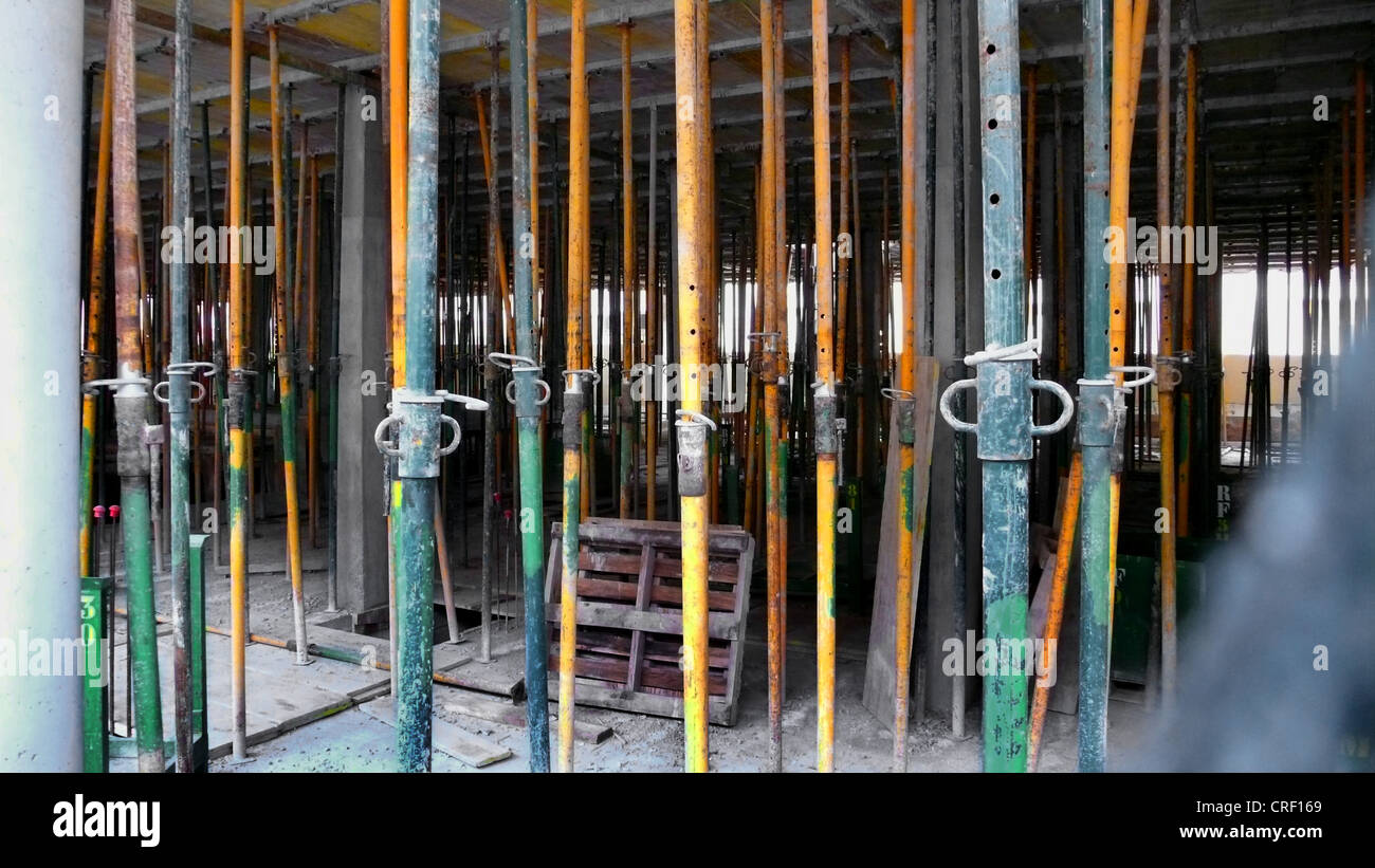 Roof bearings on a construction site hi-res stock photography and ...